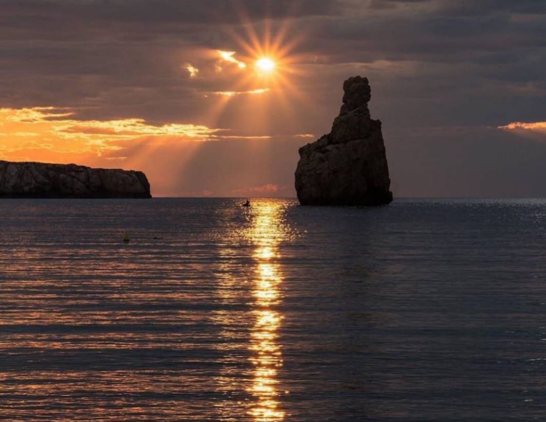 Top 5 Ibiza sunsets best seen from the comfort of a boat